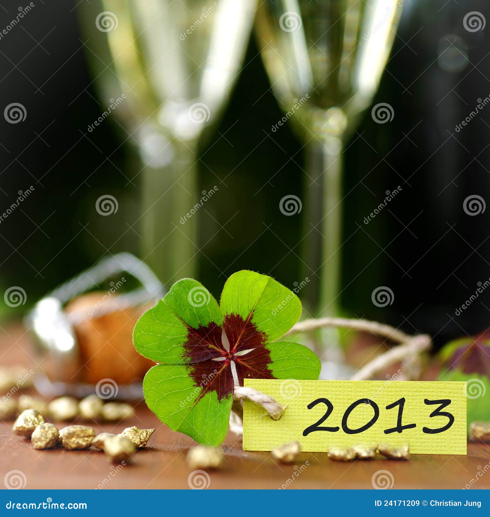 Trevo afortunado imagem de stock. Imagem de fundo, vinho - 24171209