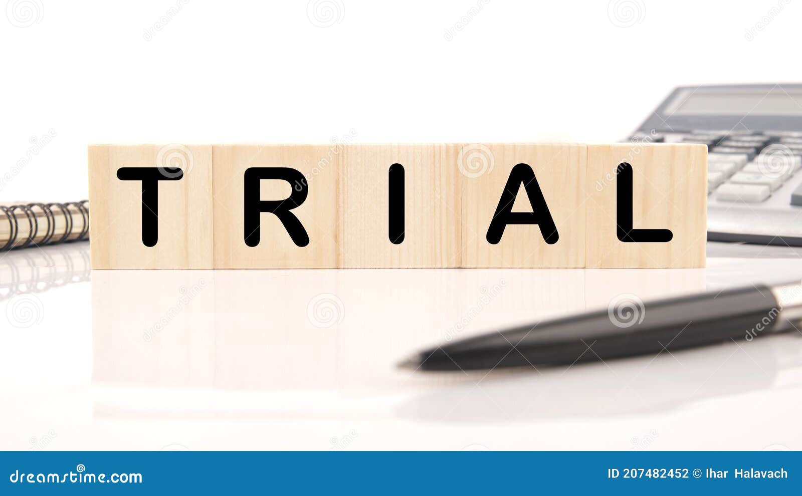 Trial Version, Word Cube on White Background, Business Concept. Stock ...