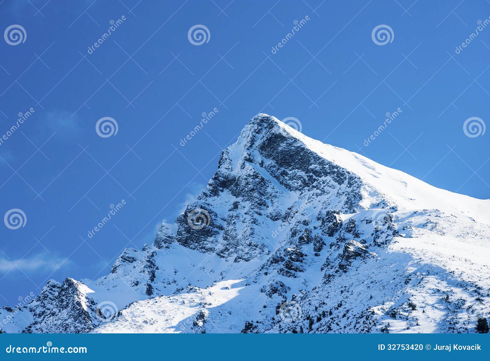 Triangle peak stock photo. Image of nature, cirque, peak - 32753420