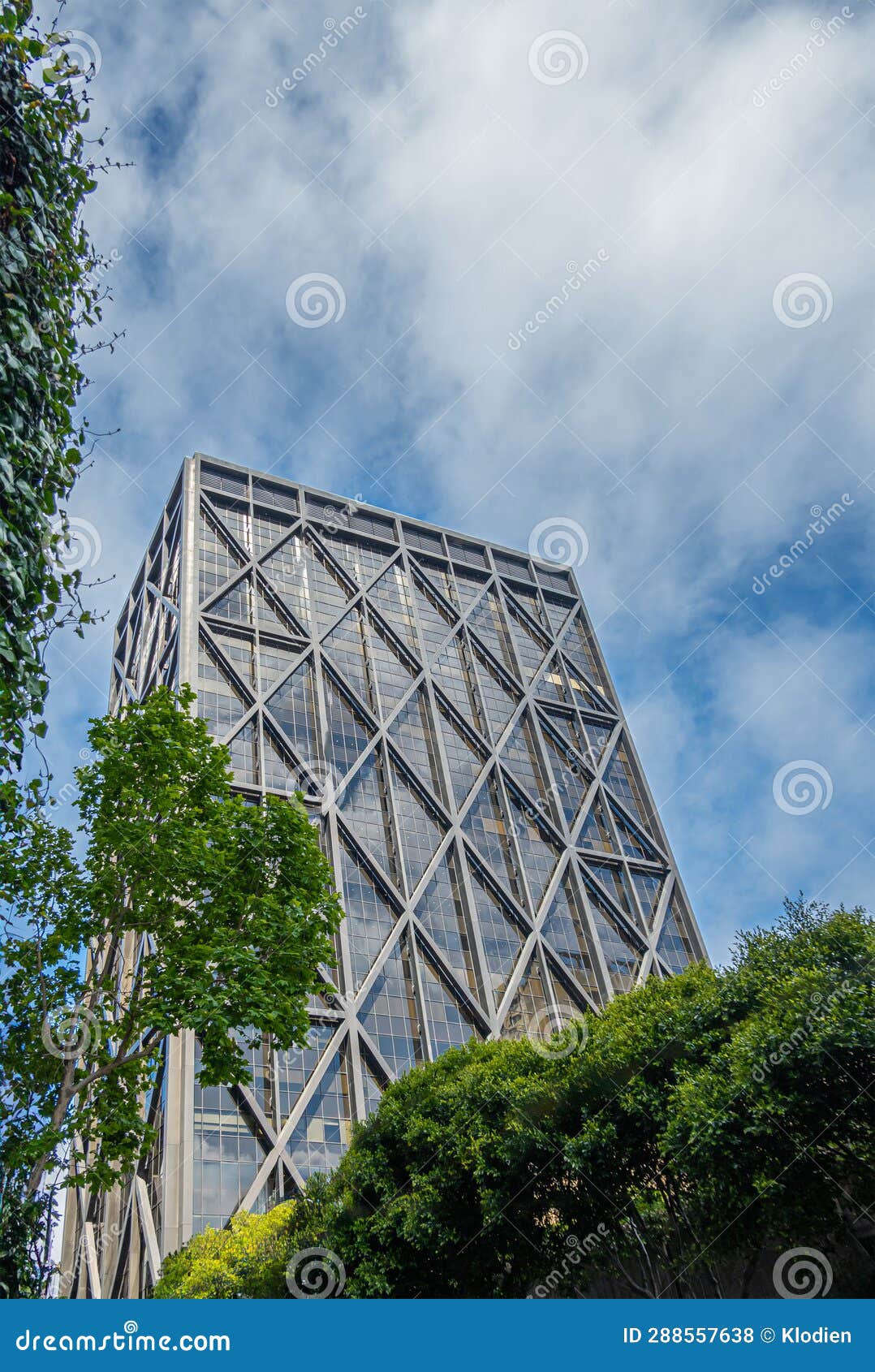 Triangle Reinforced Facade on Clay Street, San Francisco, CA, USA Stock ...