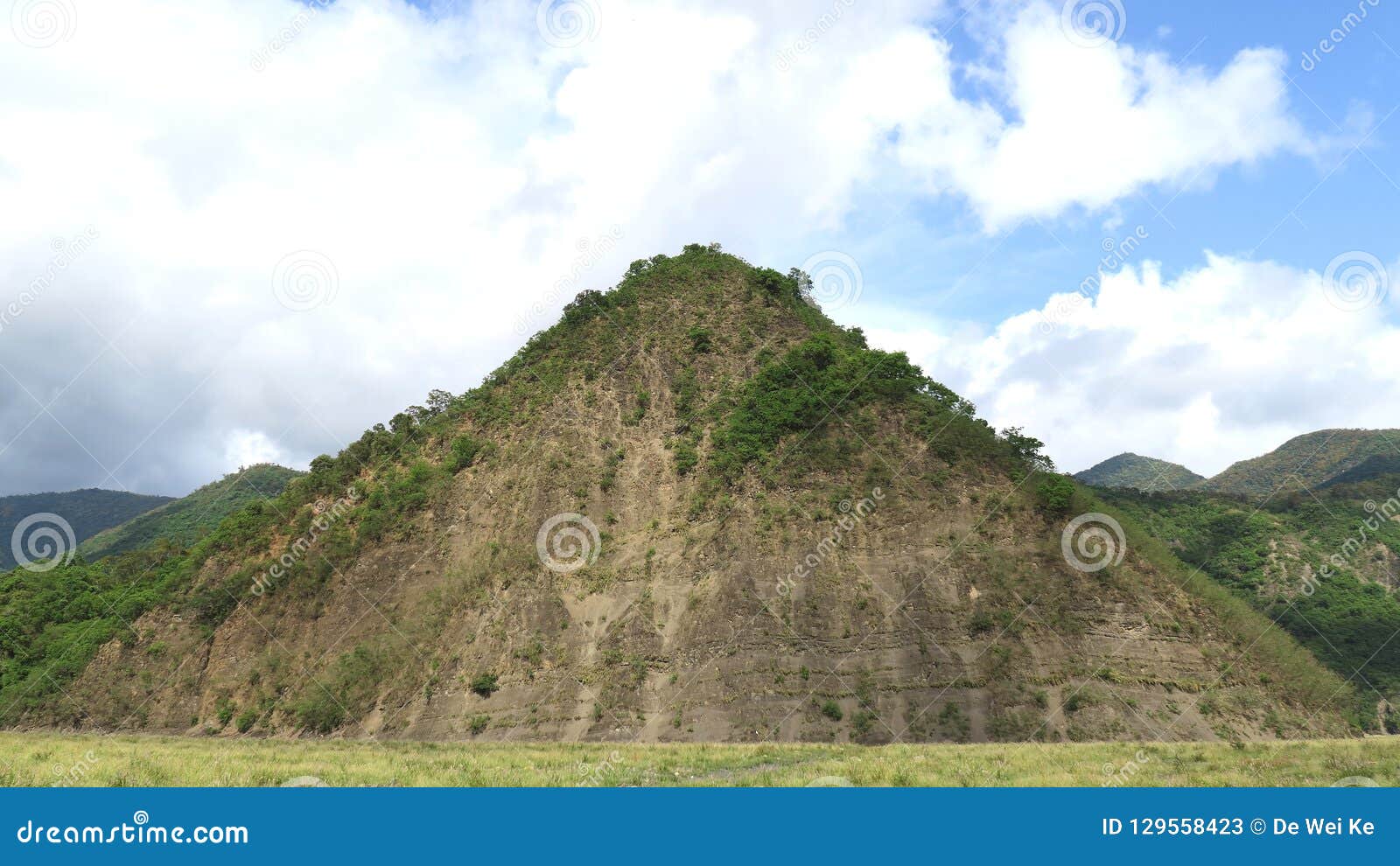 Triangle shaped mountain stock image. Image of background - 129558423