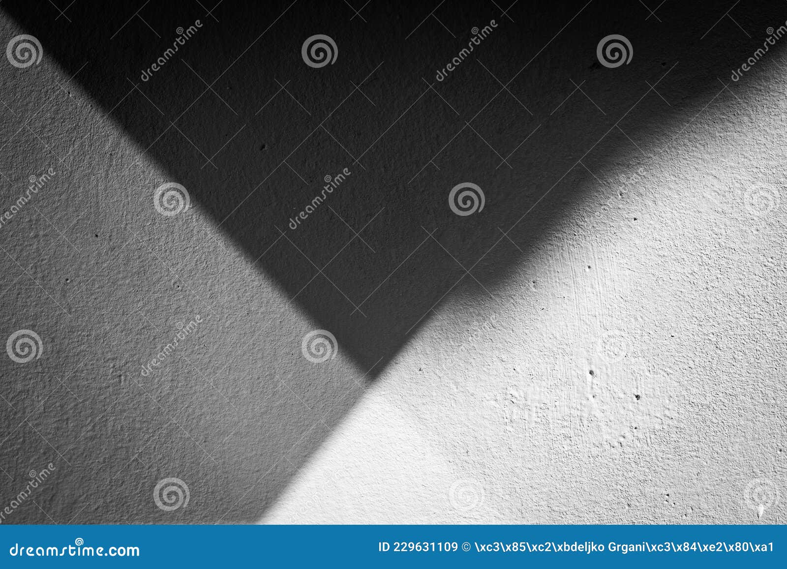 Triangles Shadows on the Wall Stock Image - Image of balcony, triangles ...
