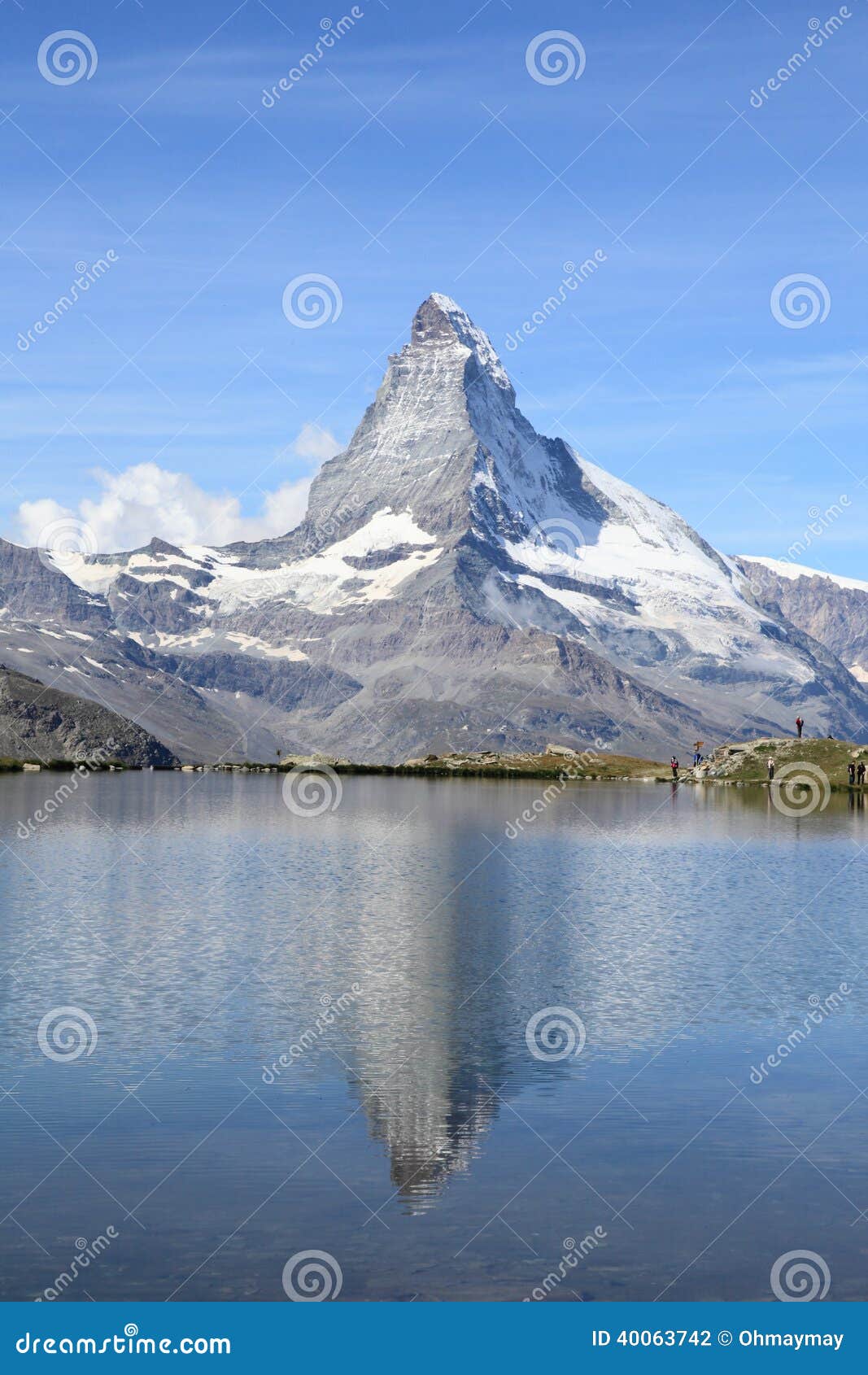 Triangular Mountain and Reflection Stock Photo - Image of mountain ...