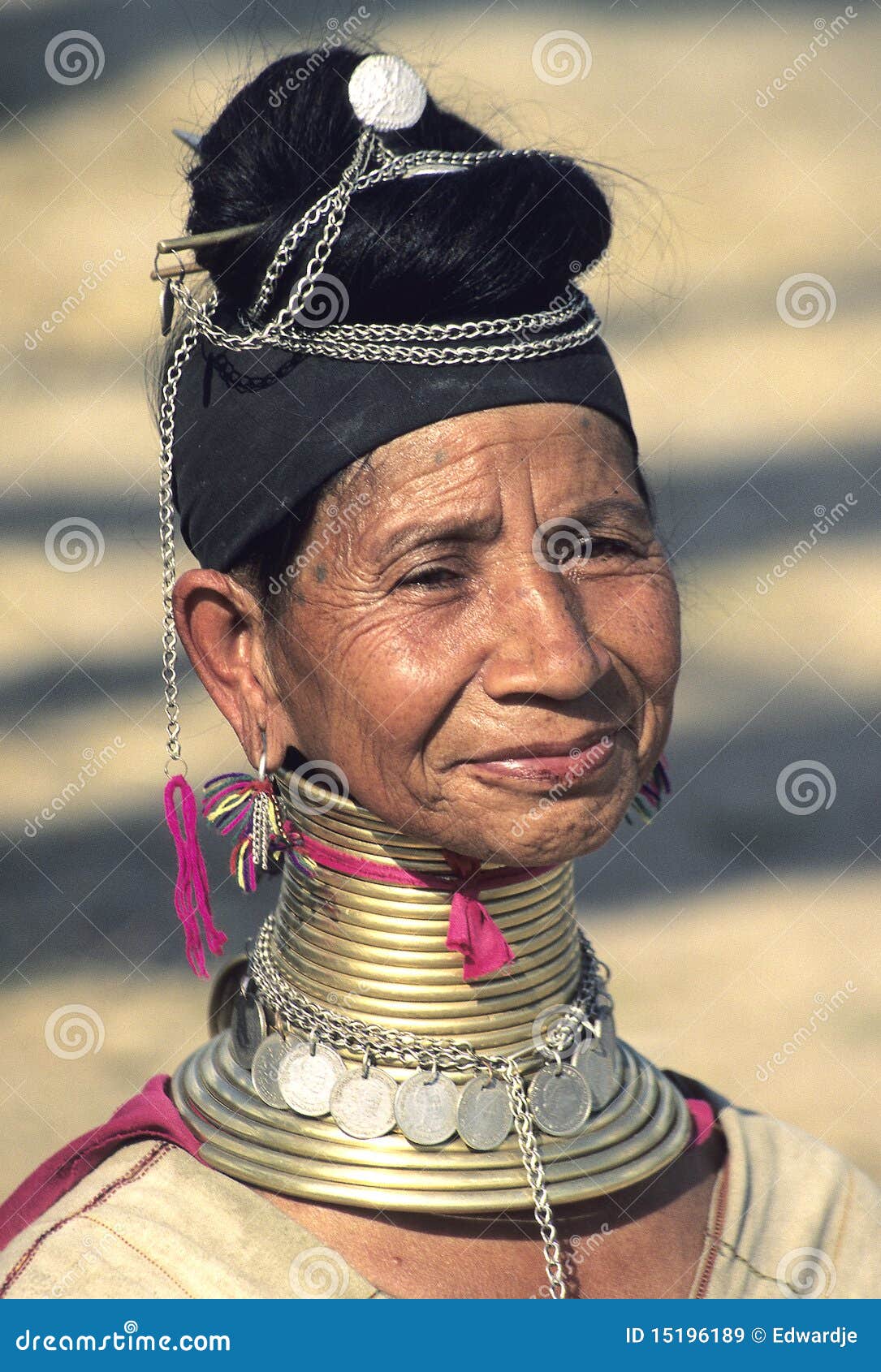 Tribo 2 de Padaung imagem de stock editorial. Imagem de mianmar - 15196189