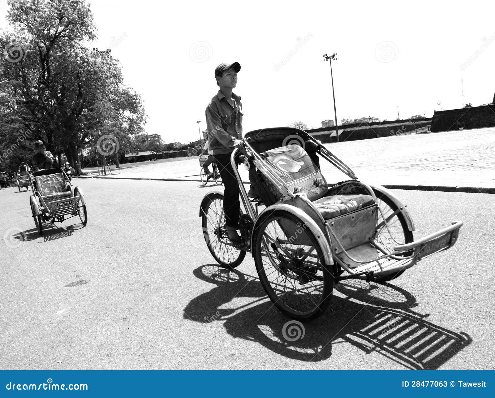 Man Ride Tricycle Or Rickshaw In Rain Water Flooded Road Editorial ...