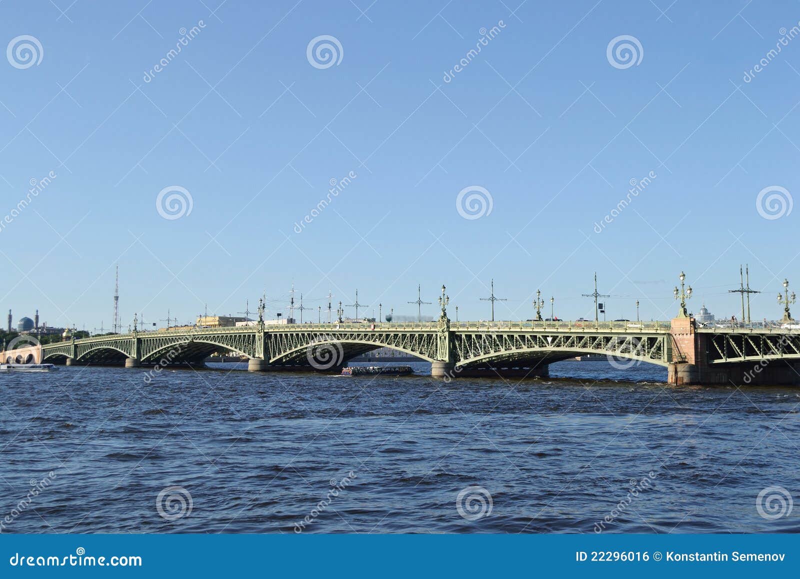 Trinity Bridge in St.Petersburg Stock Photo - Image of cityscape ...