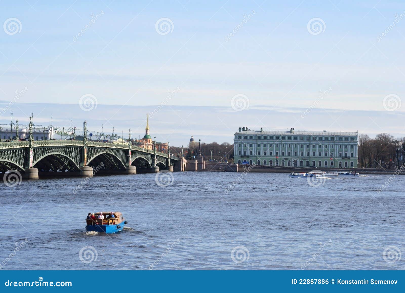 Trinity Bridge in St.Petersburg Editorial Photo - Image of ship, europe ...