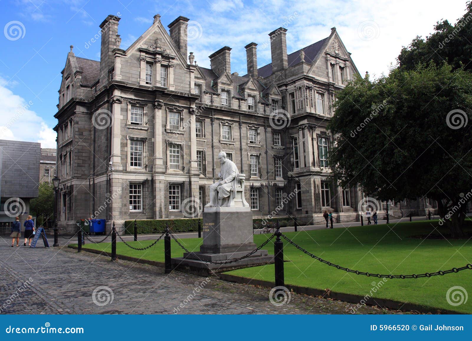 Trinity College Buildings stock photo. Image of statue - 5966520