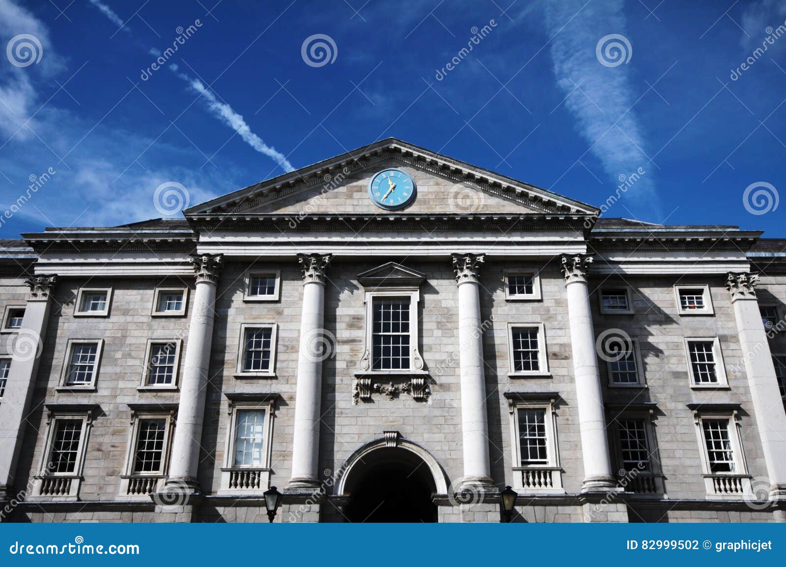 Trinity College, University in Dublin Stock Photo - Image of landmark ...