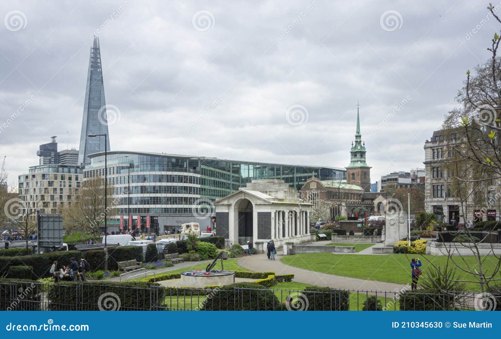 Trinity Square Gardens, London, UK Editorial Image - Image of square ...