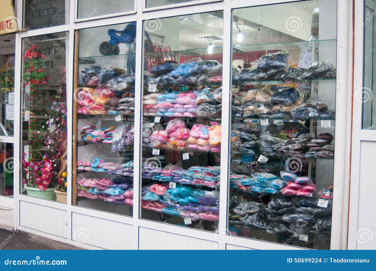 Trinkets shop editorial stock image. Image of sale, creative - 50699224