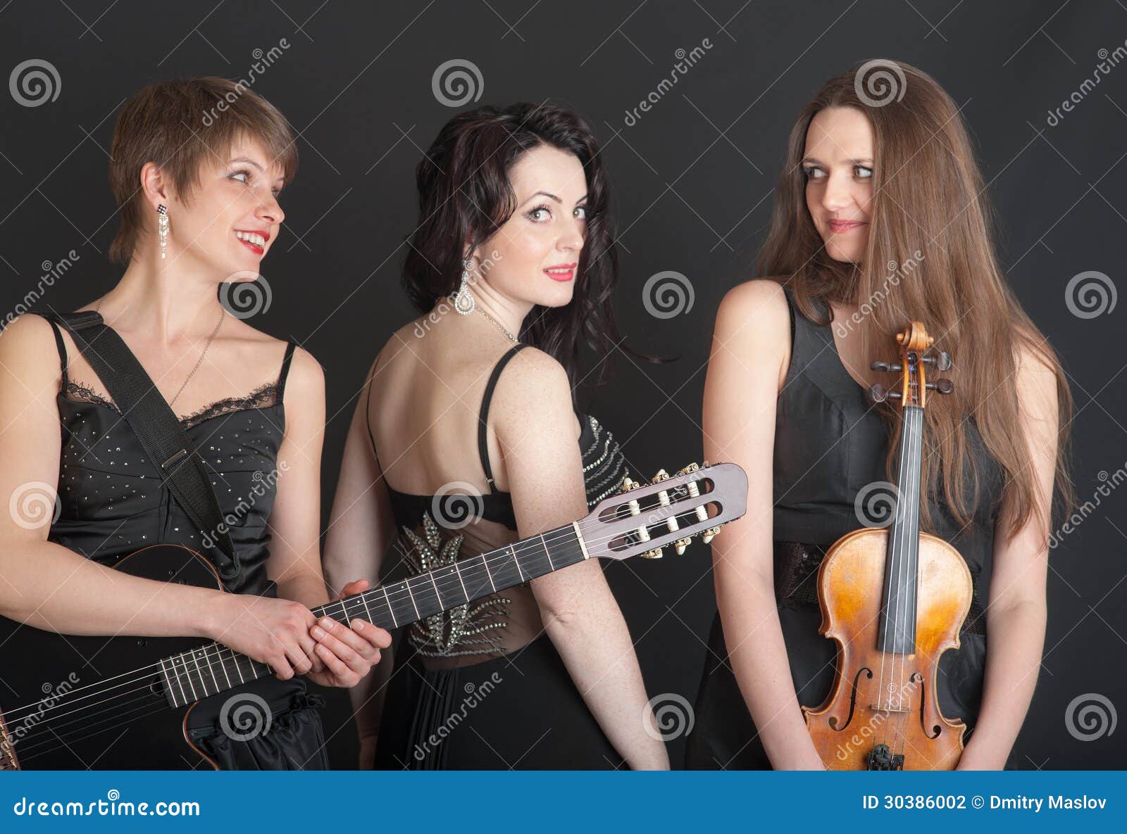 Trio musical photo stock. Image du trois, chaîne, beau - 30386002