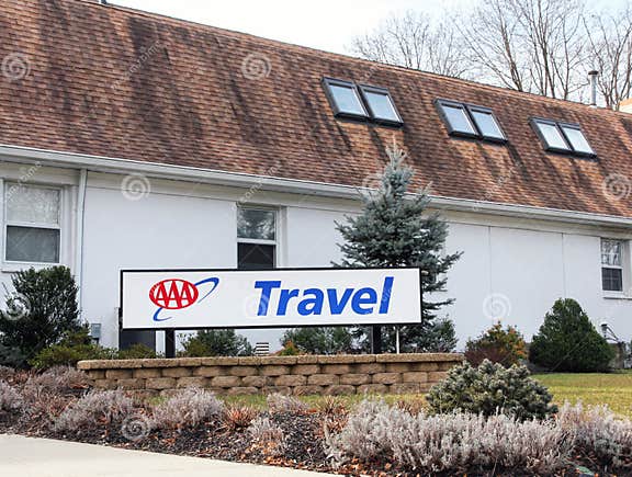 Triple - club fotografía editorial. Imagen de servicio - 23080057