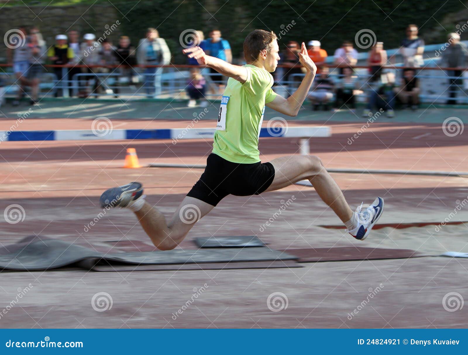 On the triple jump editorial photo. Image of height, championship ...