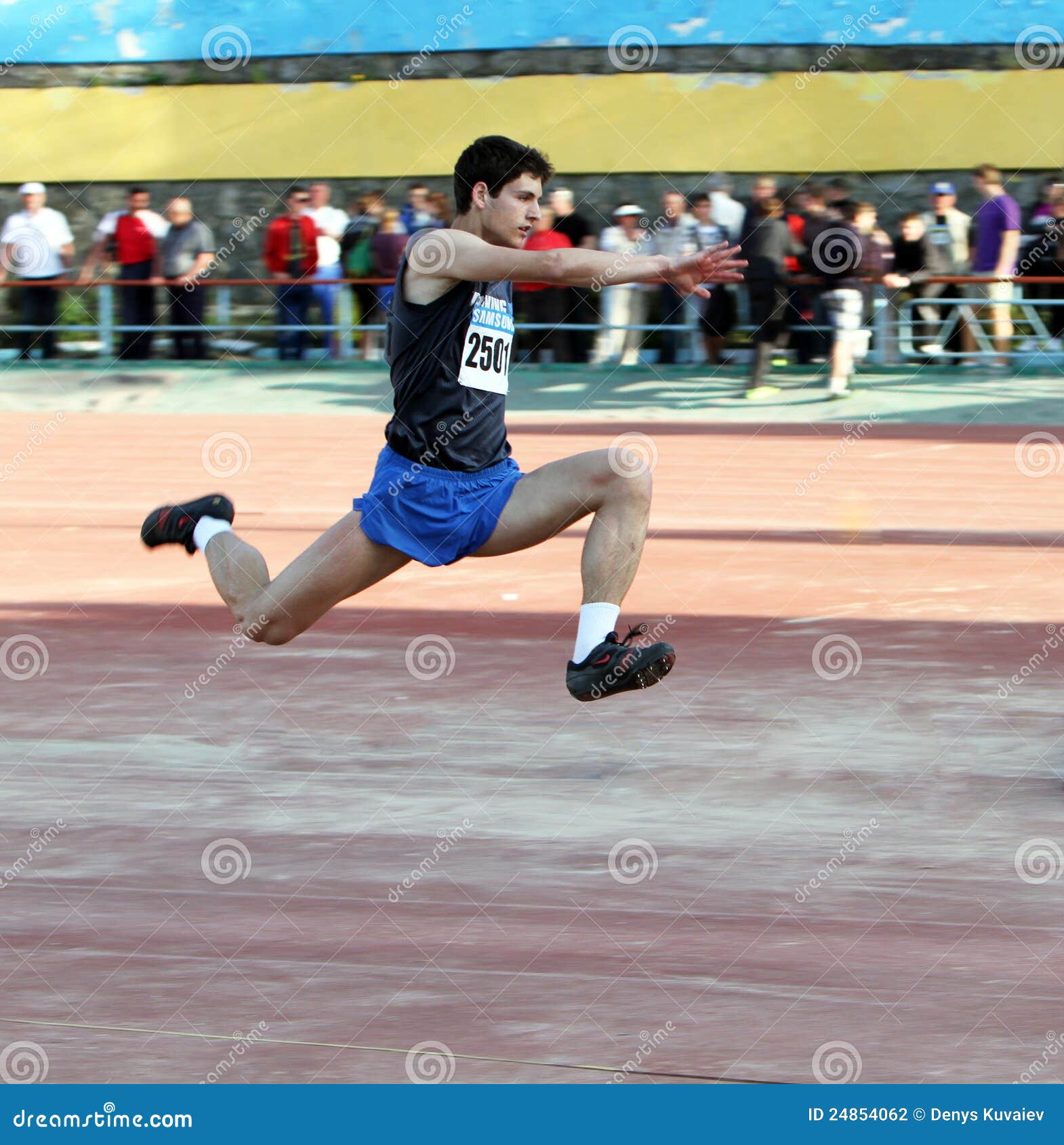 On the triple jump editorial photography. Image of athletics - 24854062