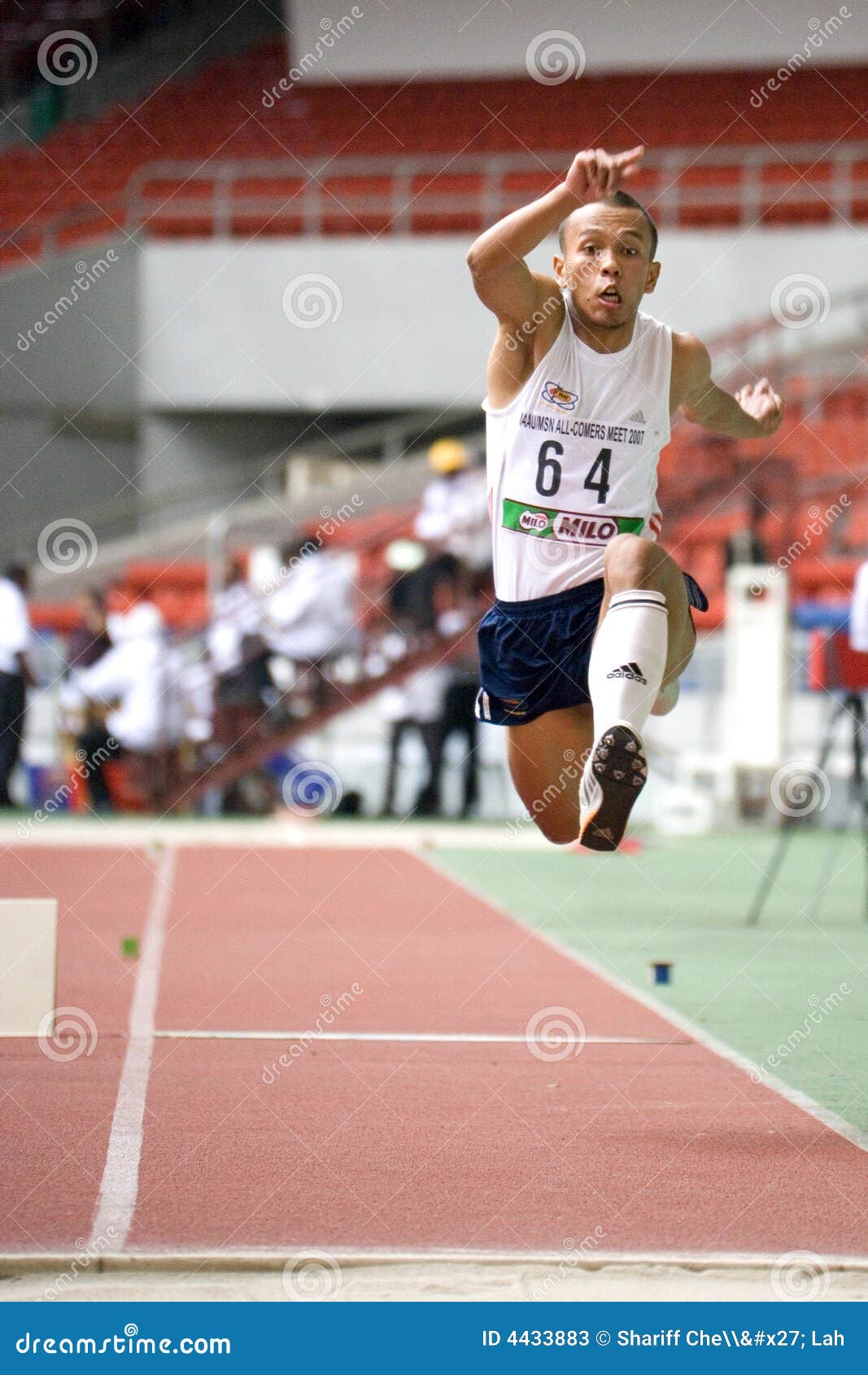 Triple Jump editorial stock photo. Image of outdoor, running - 4433883
