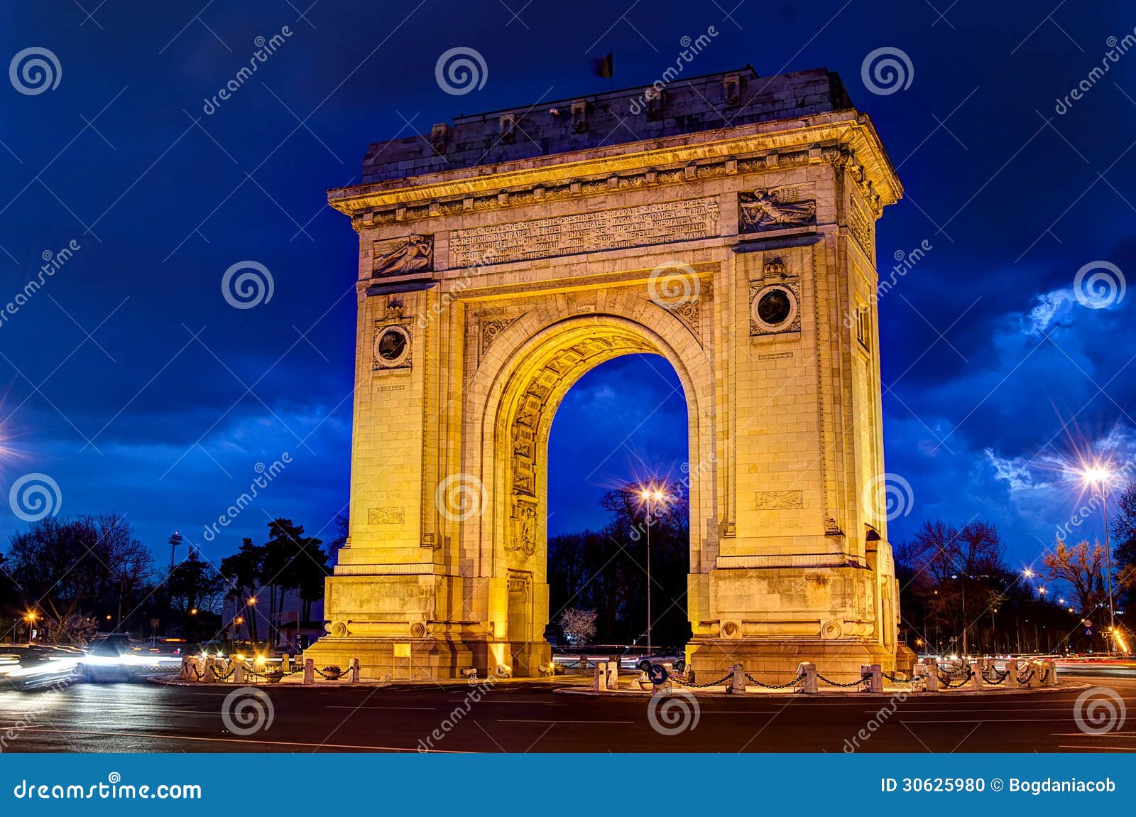 Triumph Arch stock photo. Image of arch, triumph, night - 30625980