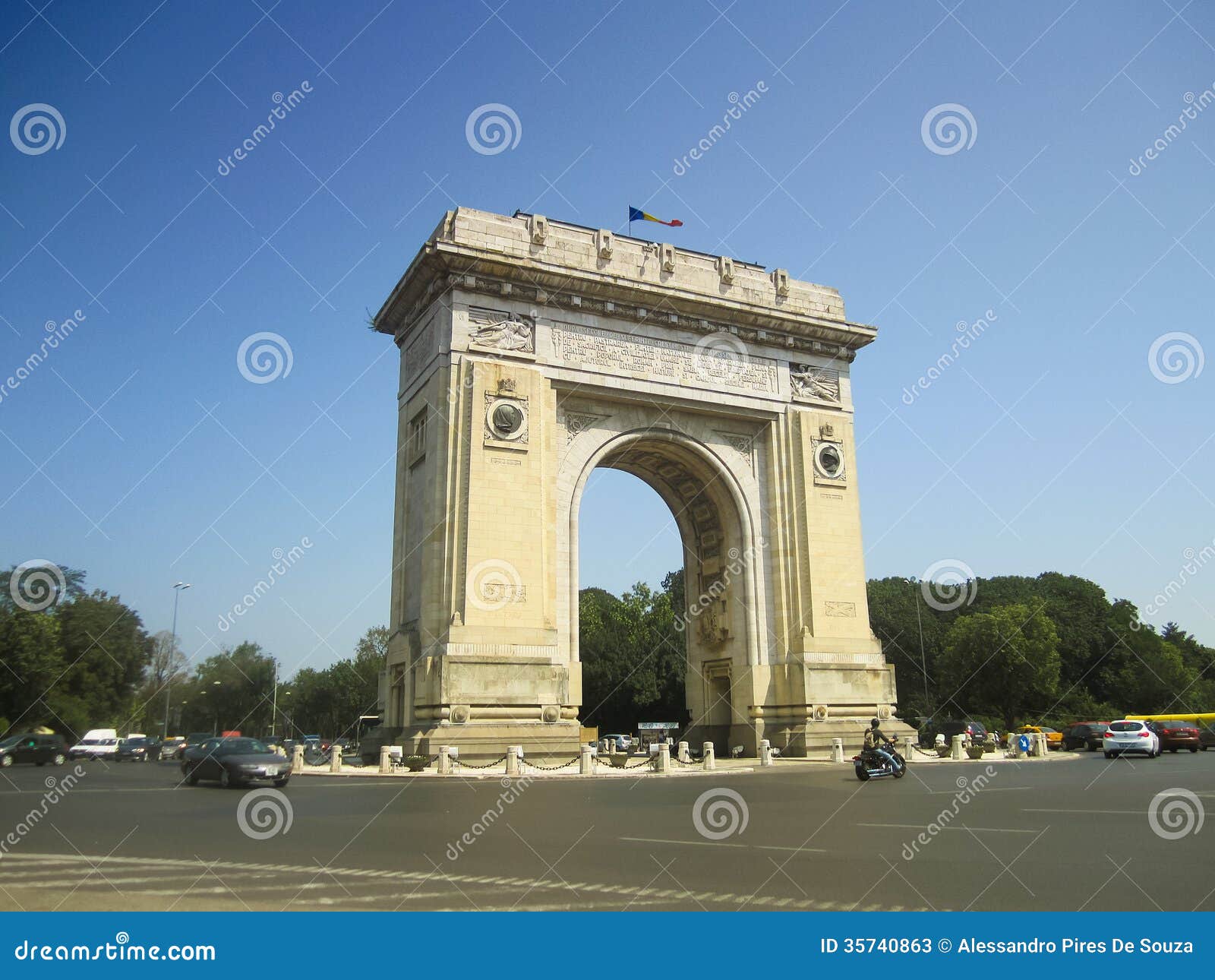 Triumph Arch in Bucharest, Romania Editorial Stock Photo - Image of ...