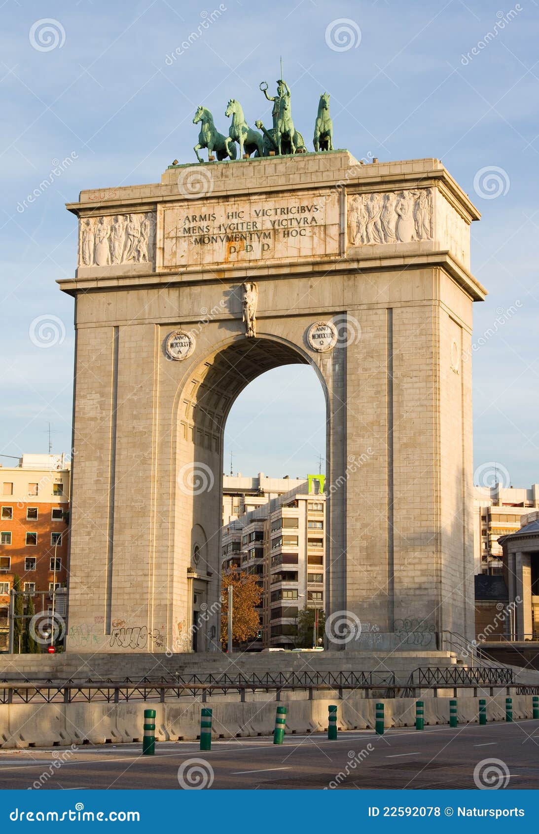 Triumphal arch stock photo. Image of bronze, triumphal - 22592078