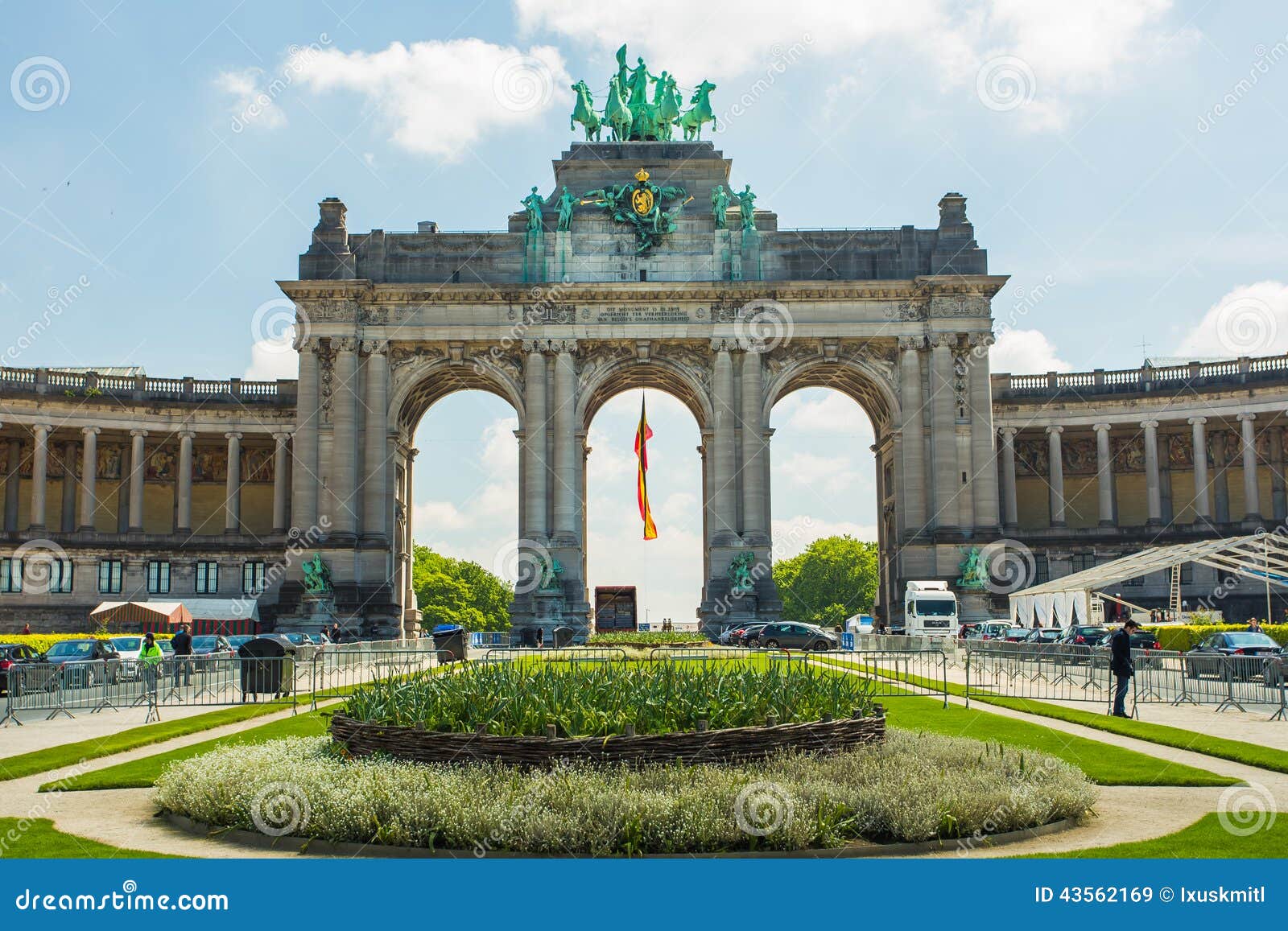 The Triumphal Arch (Arc De Triomphe) in the Cinquantenaire Park in ...