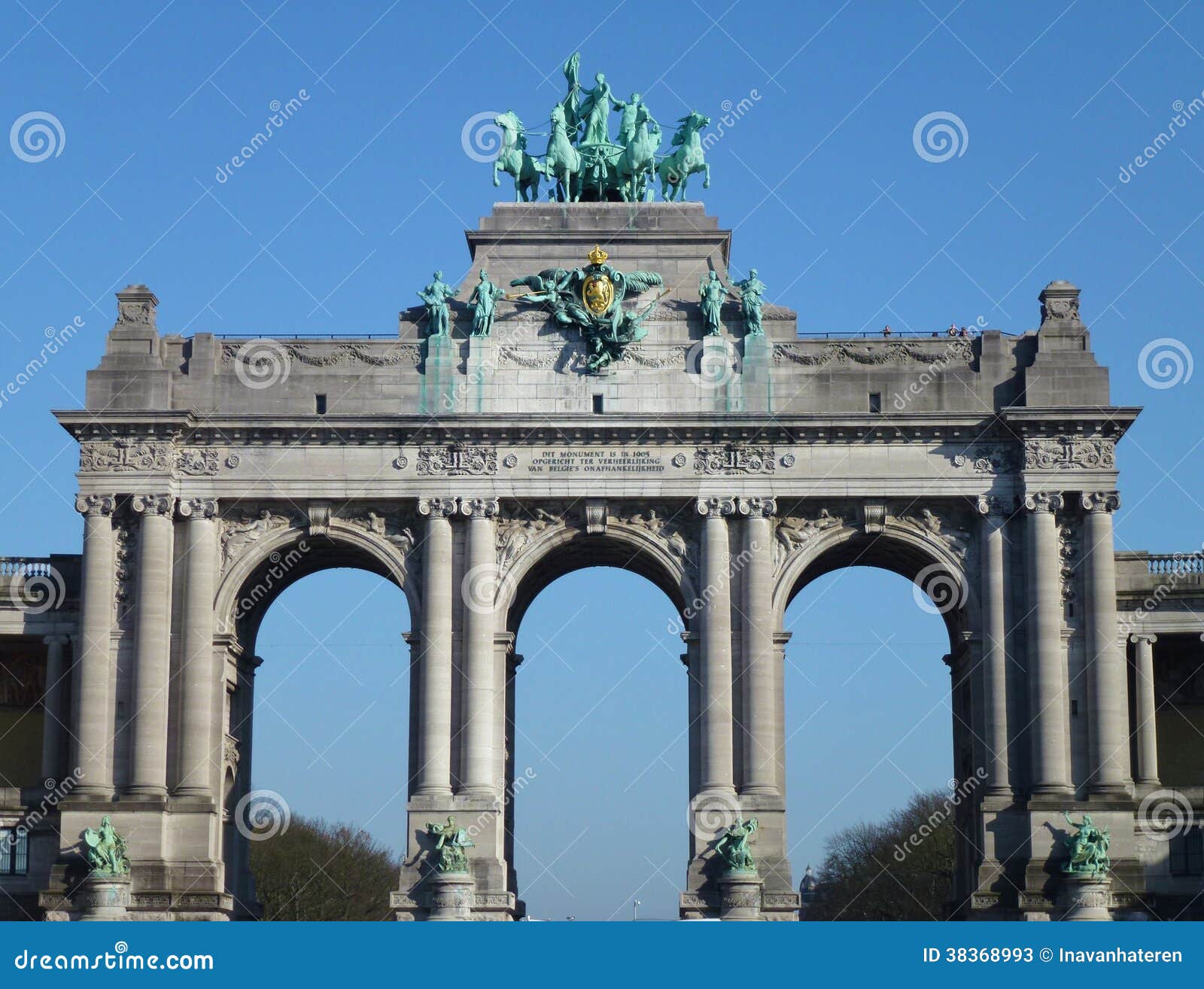 The Triumphal Arch in Brussels Stock Image - Image of cinquante, arch ...