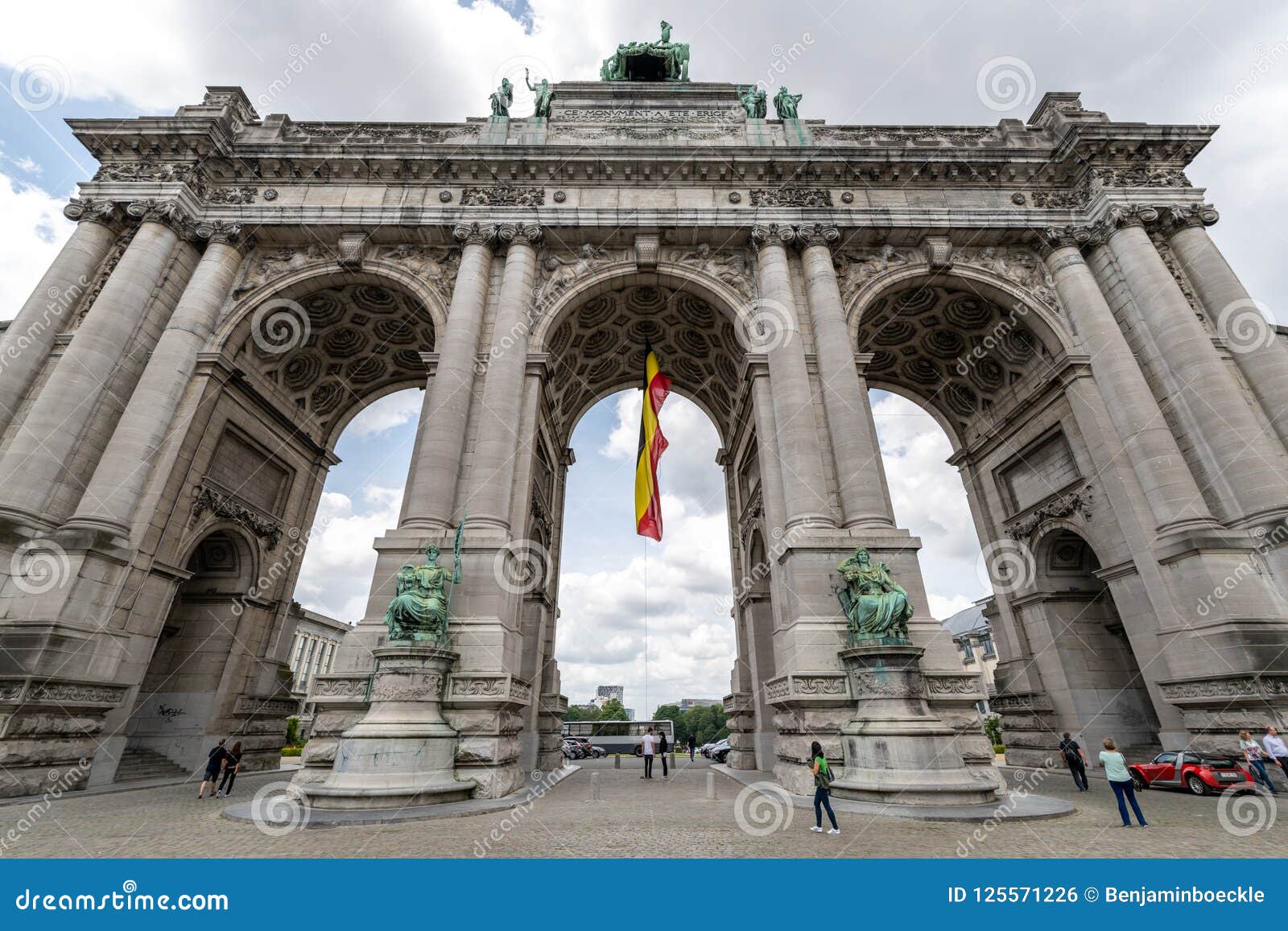 Triumphal Arch in Brussels in the Jubelpark in Belgium Editorial Photo ...