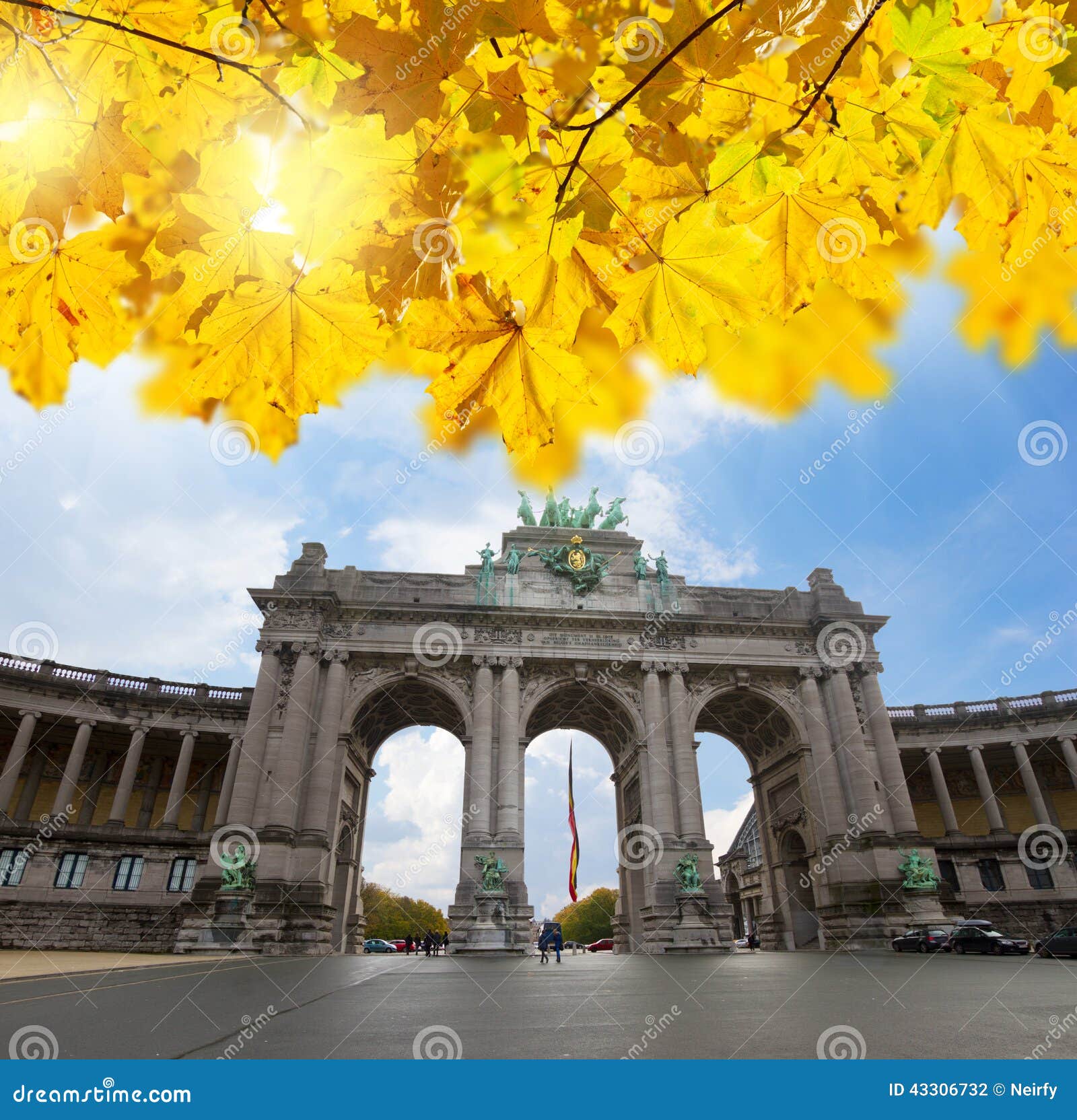 The Triumphal Arch in Brussels Stock Photo - Image of jubelpark ...