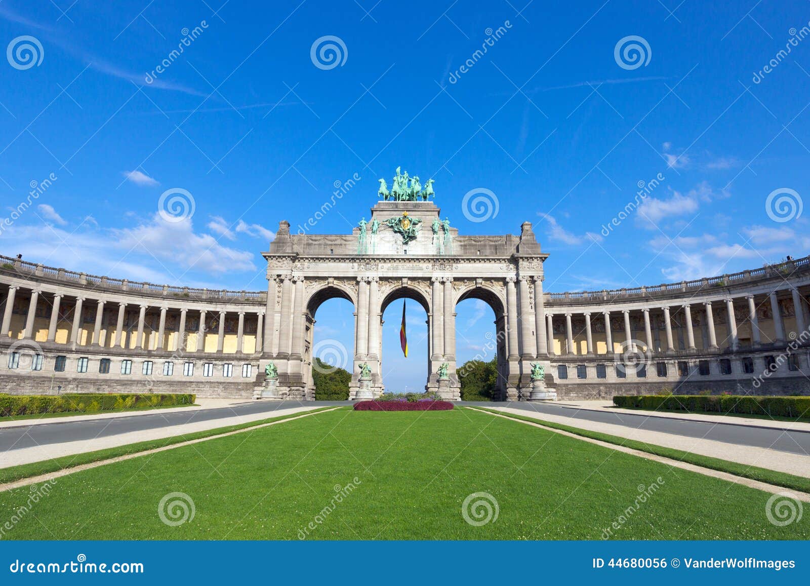Triumphal arch - Brussels stock photo. Image of tourism - 44680056