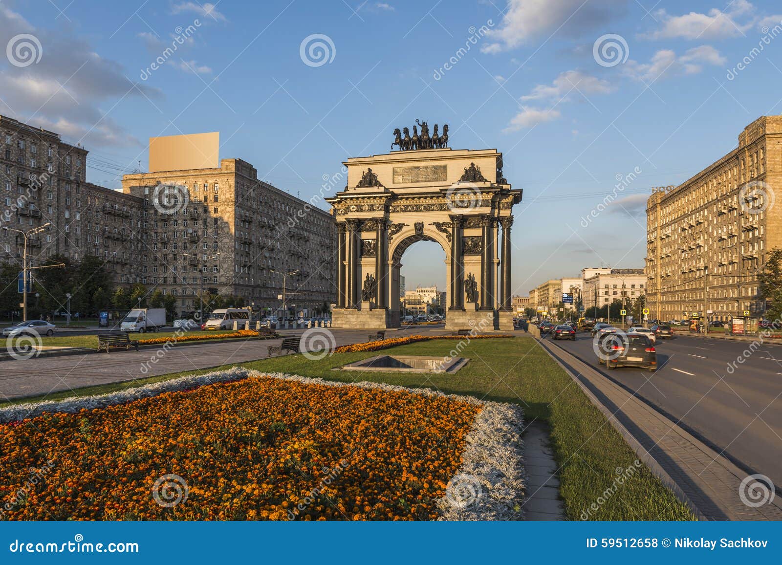 Triumphal arch in Moscow. editorial stock photo. Image of majestic ...