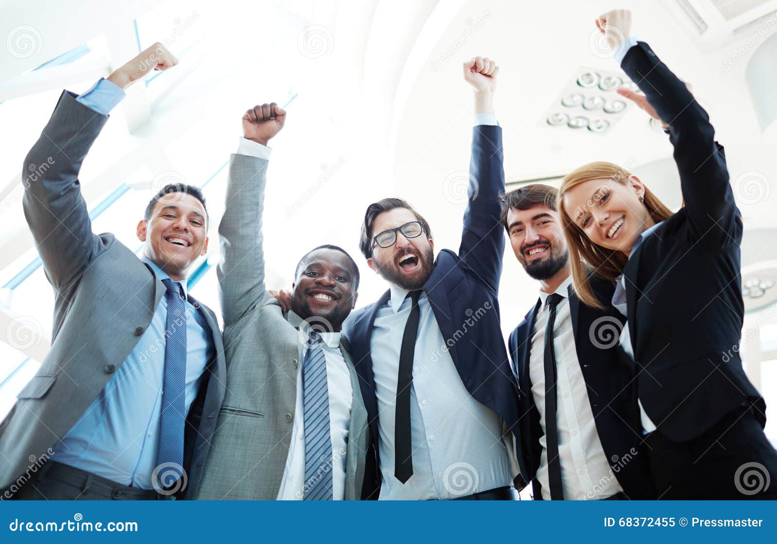 Triunfo imagem de stock. Imagem de africano, caucasiano - 68372455