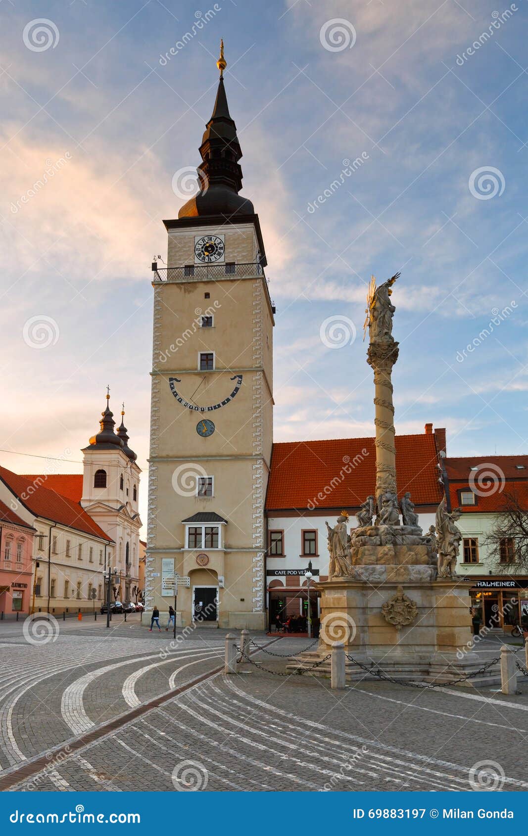 Trnava, Slowakei redaktionelles stockfotografie. Bild von architektur ...