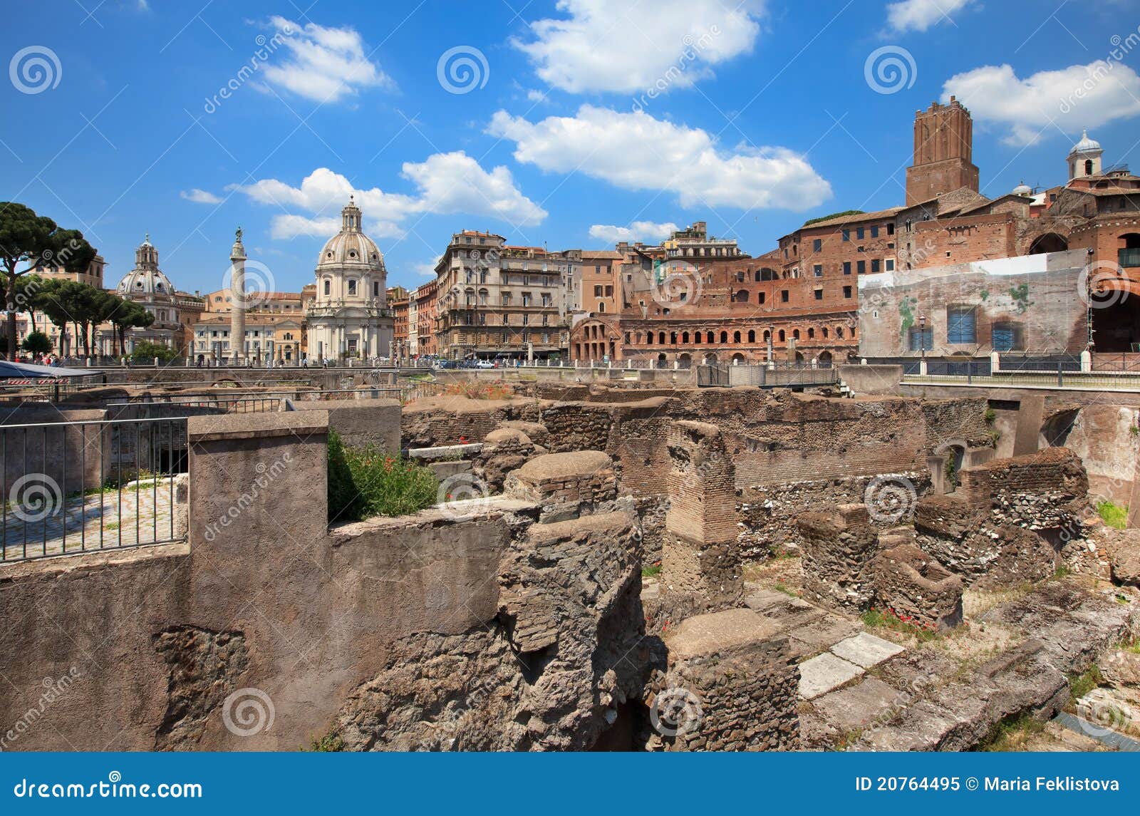 Trojan Column,churches of Santa Maria Editorial Image - Image of church ...