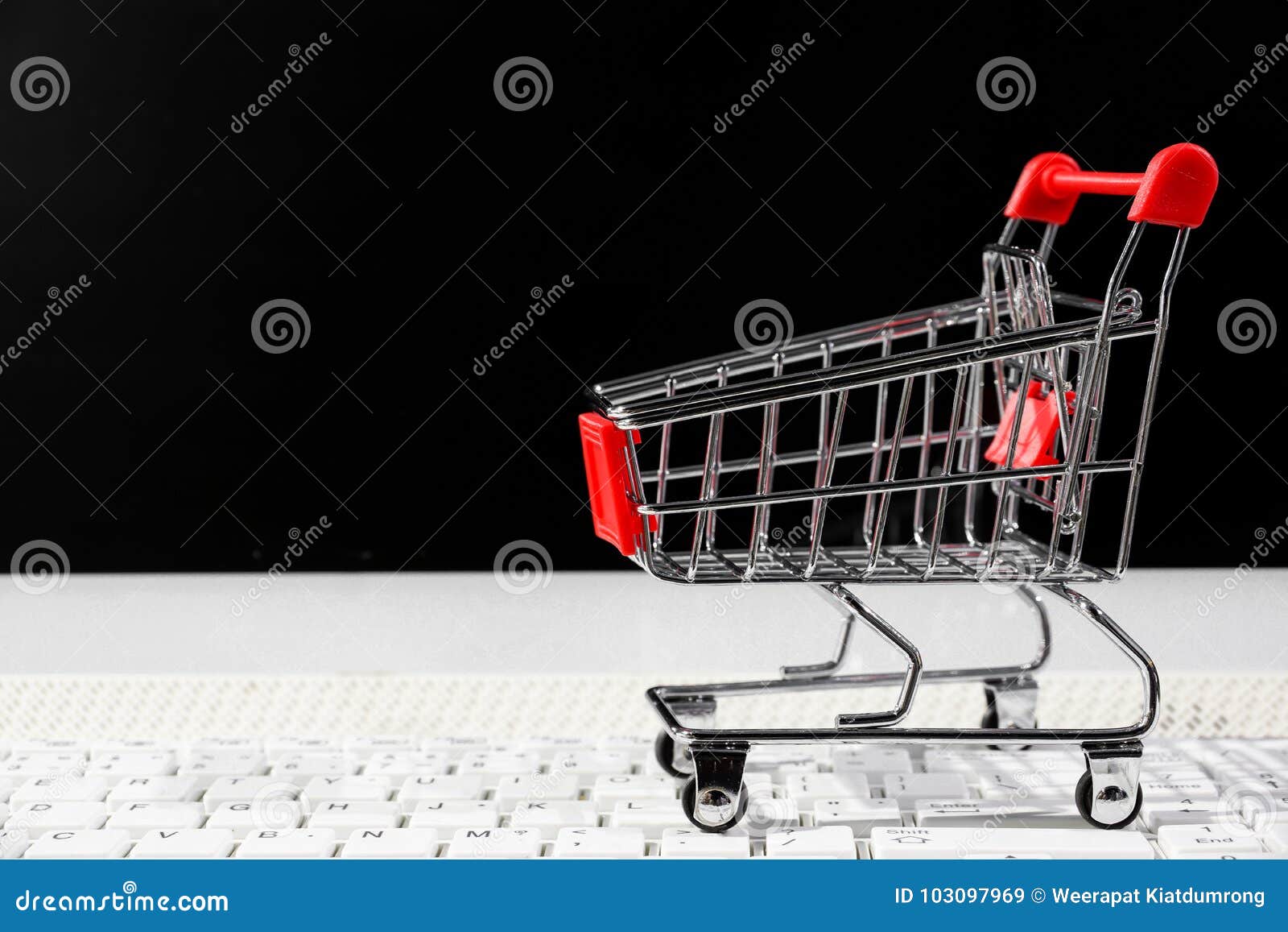 A Trolley on Computer Keyboard Stock Image - Image of grocery, retail ...