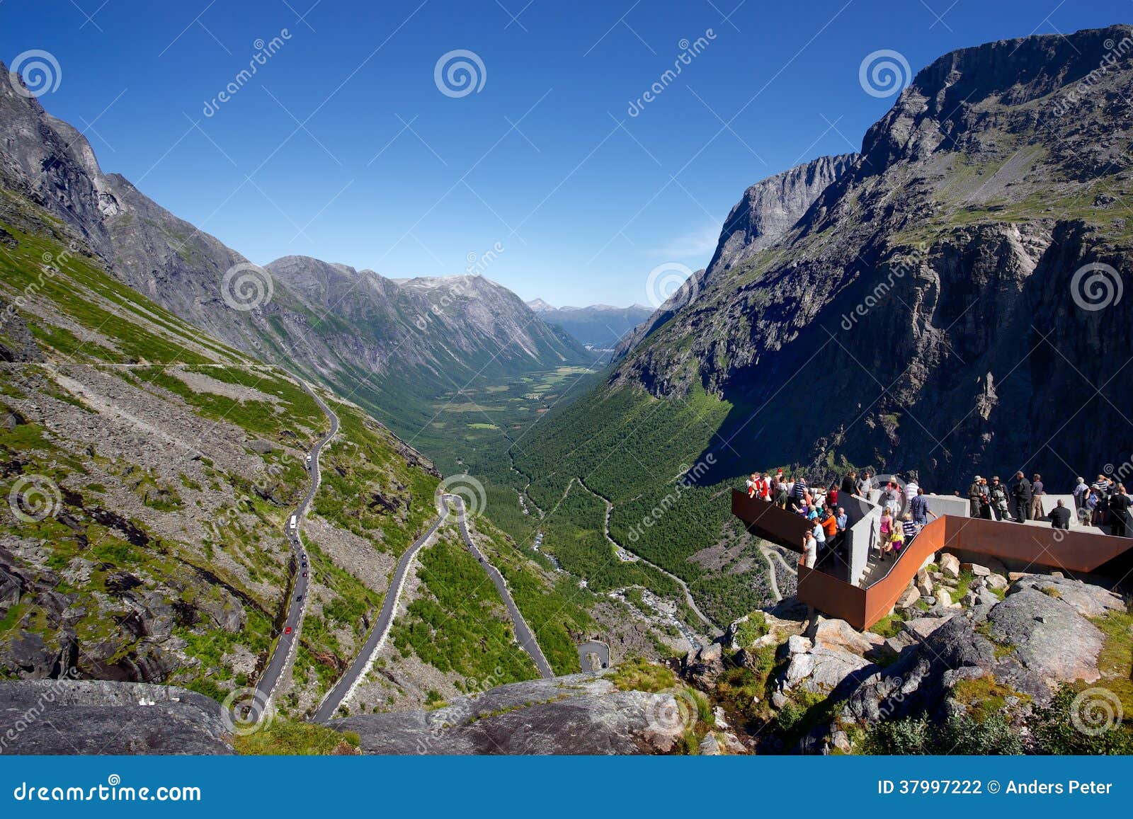 Trollstigen photo stock. Image du horizontal, norvège - 37997222
