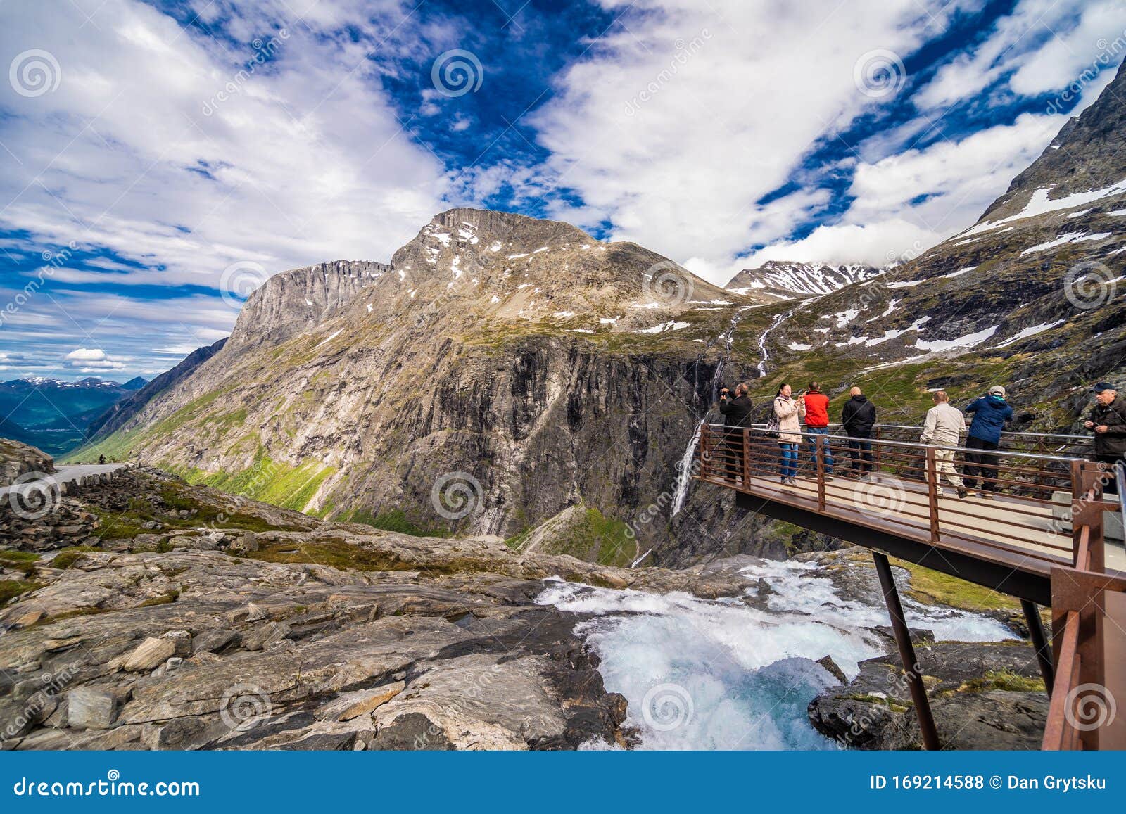 TROLLSTIGEN, NORWAY - June, 2019: Trollstigen Viewing or Viewpoint ...
