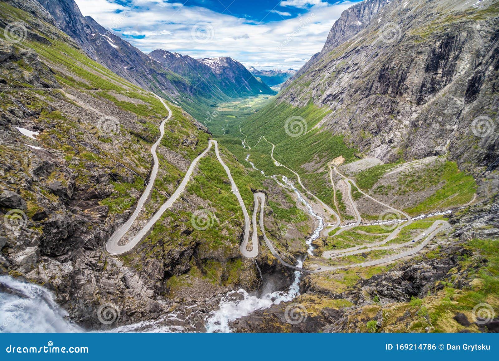 TROLLSTIGEN, NORWAY - June, 2019: Trollstigen Viewing Or Viewpoint ...