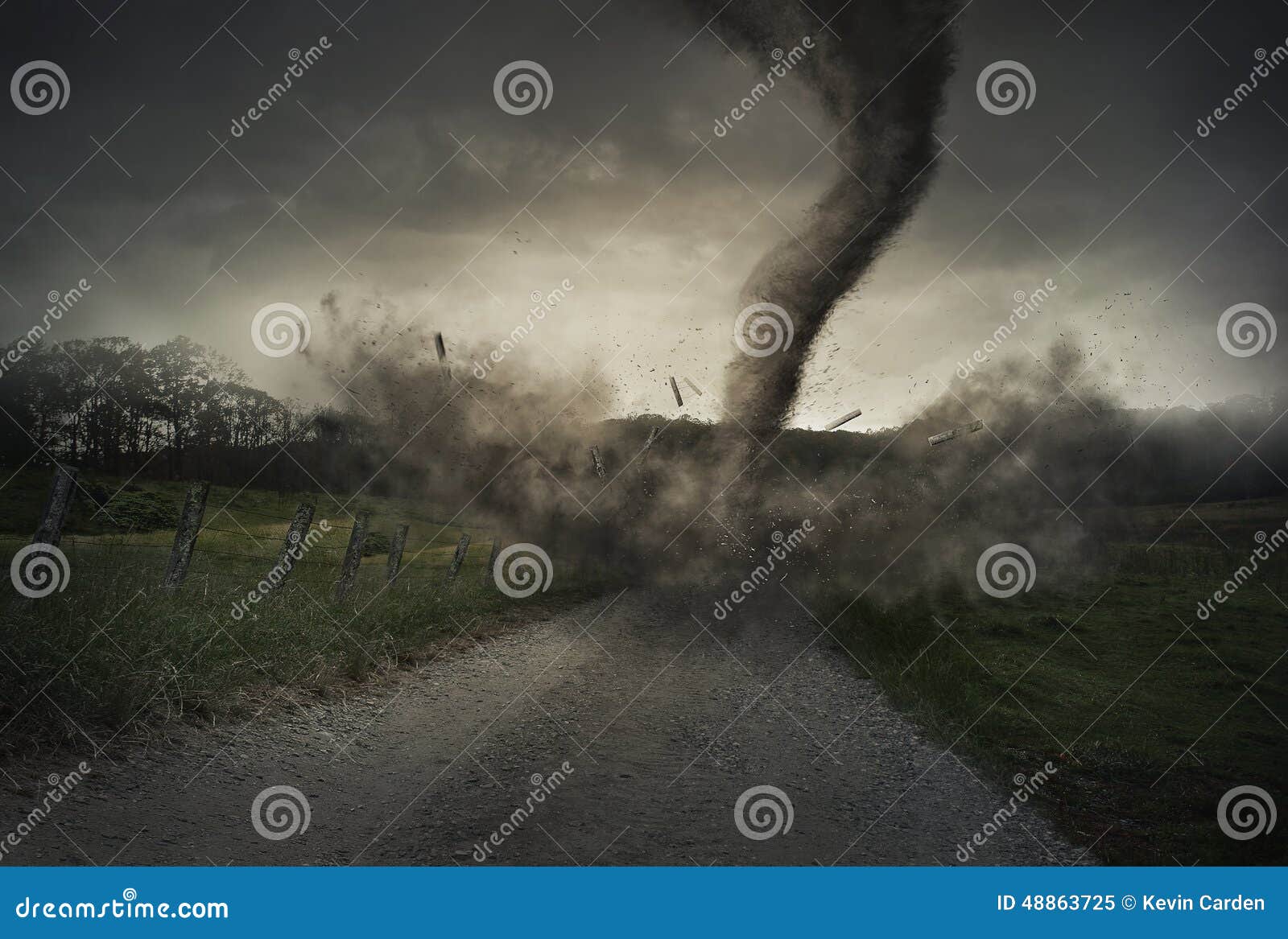 Tromb på vägen fotografering för bildbyråer. Bild av vind - 48863725