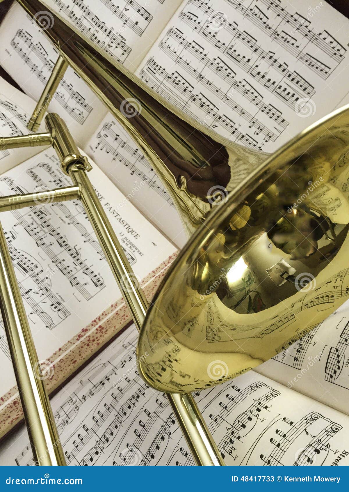Trombone En Laiton Et Musique Classique 5b Image stock - Image du ...