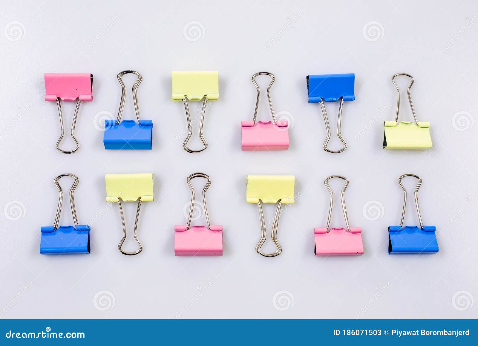 Trombone sur le fond blanc image stock. Image of conception - 186071503