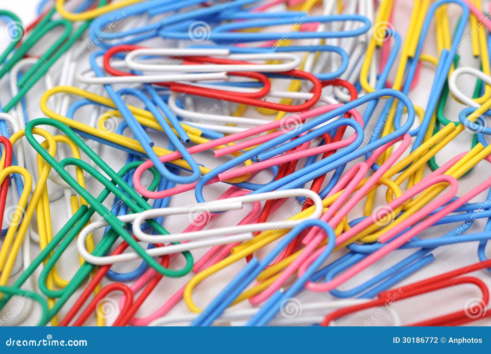 Trombones de couleur photo stock. Image du matériel, coup - 30186772