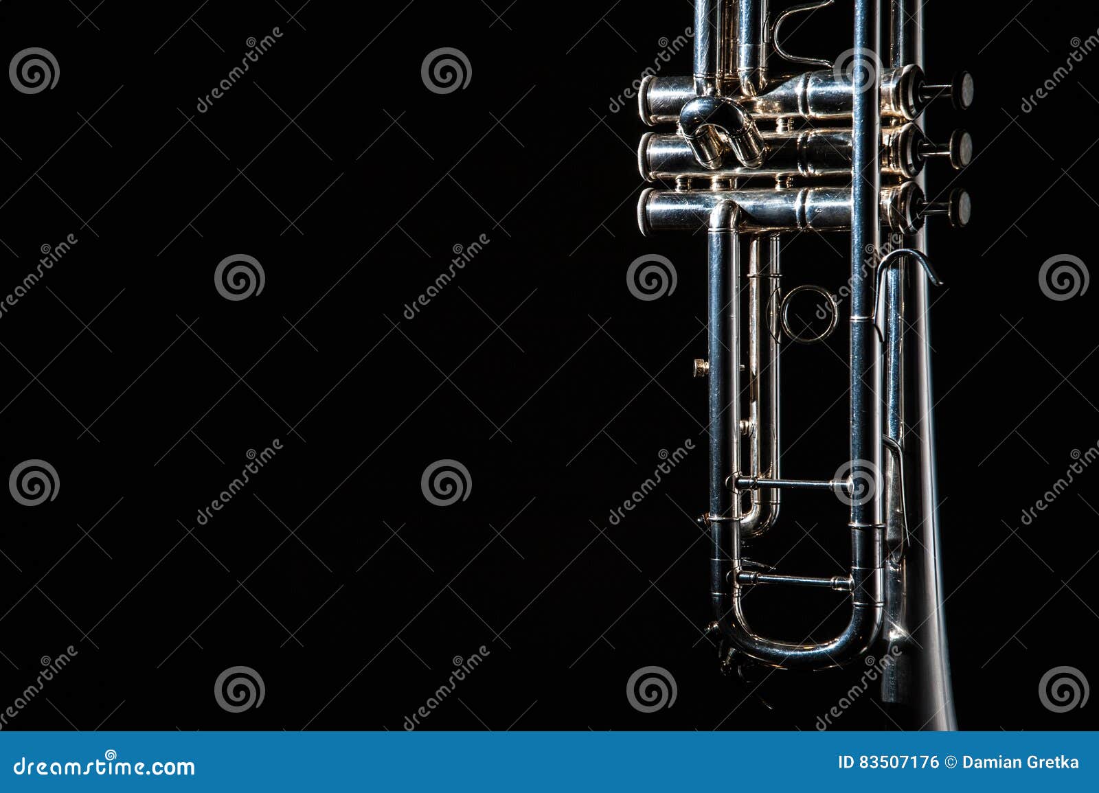 Trompet, blaasinstrument stock foto. Image of apparatuur - 83507176
