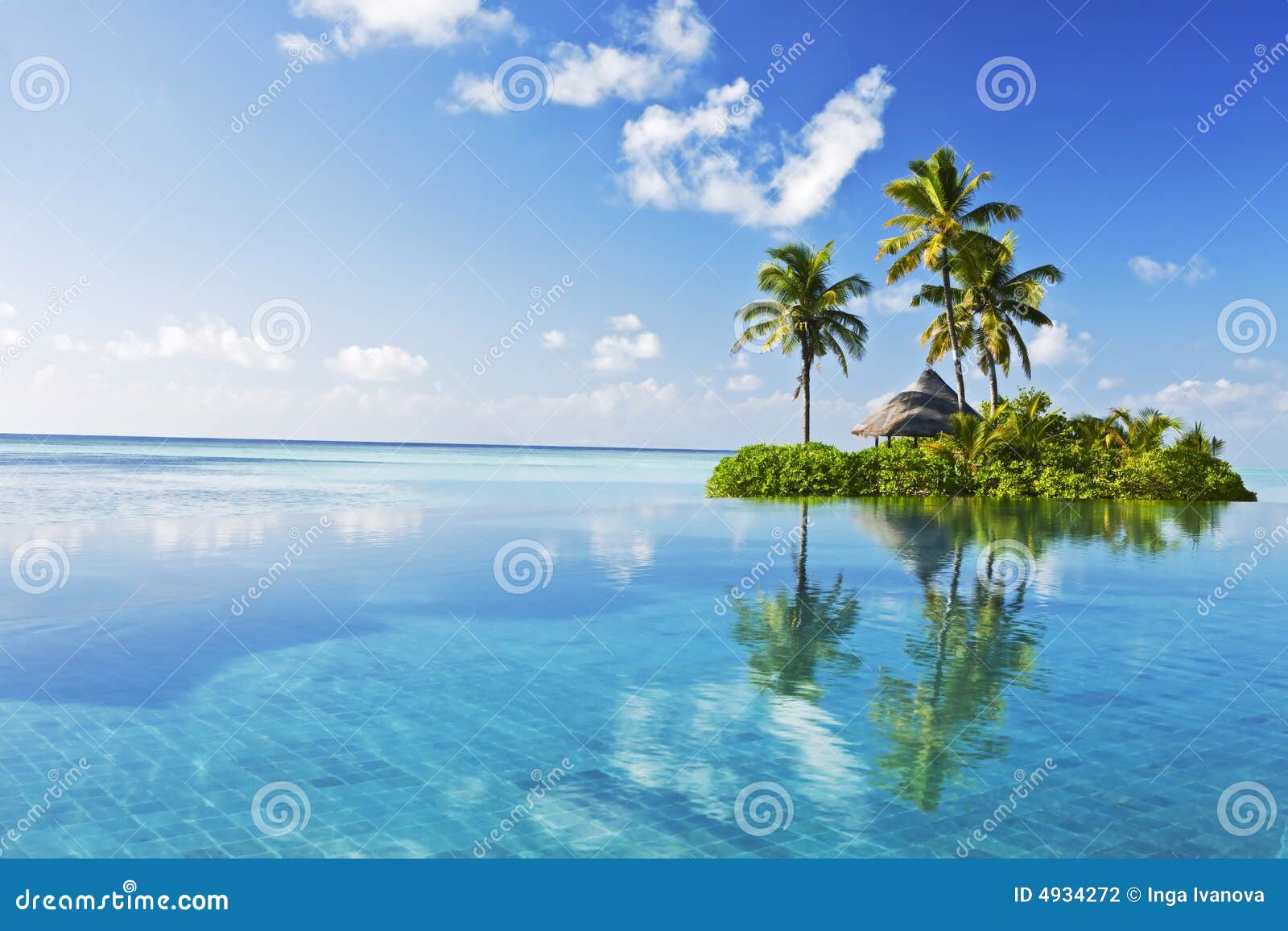 Tropical paradise stock photo. Image of paradise, sunlight - 4934272
