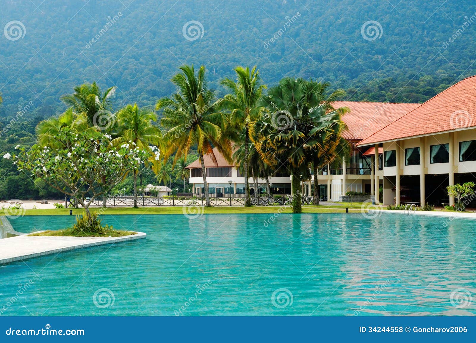 Tropischer Erholungsort in Malaysia (Damai, Borneo) Stockfoto - Bild ...