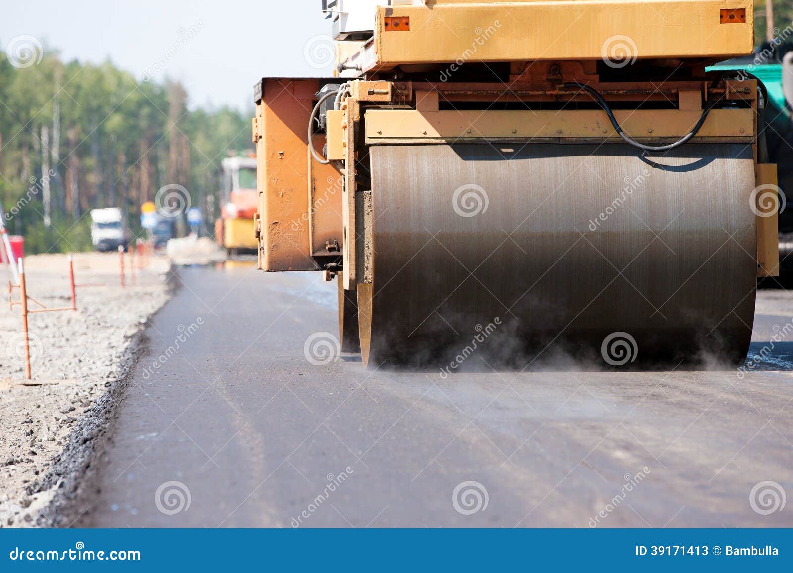 Trottoir De Compactage D'asphalte De Rouleau De Route Image stock ...