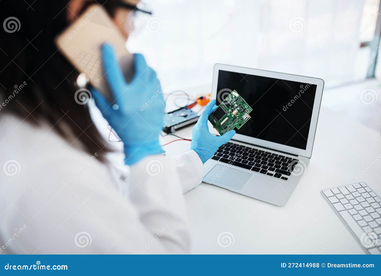 For a Troubleshooting Task Give Her a Call. a Young Woman Using a ...