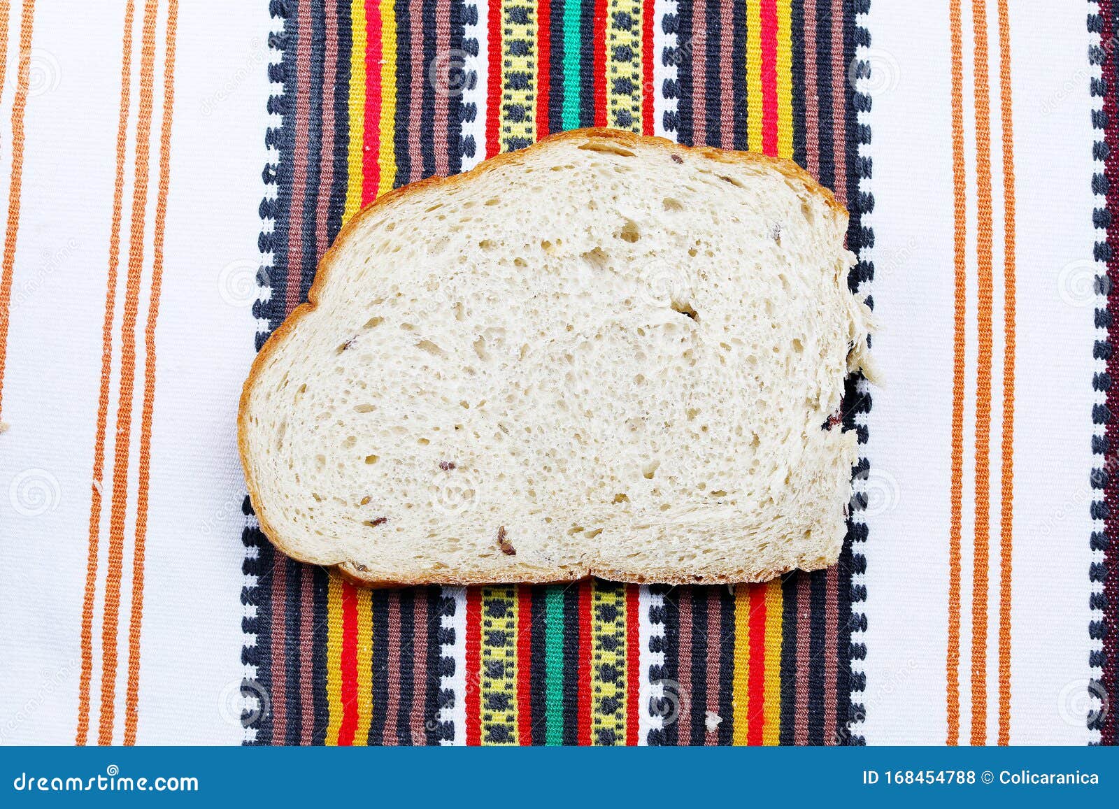 Trozo de pan foto de archivo. Imagen de cocina, rebanada - 168454788