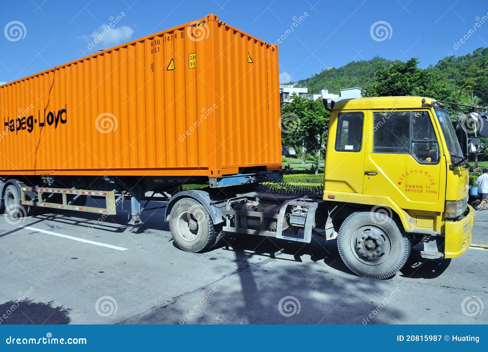 Truck with container editorial photography. Image of street - 20815987