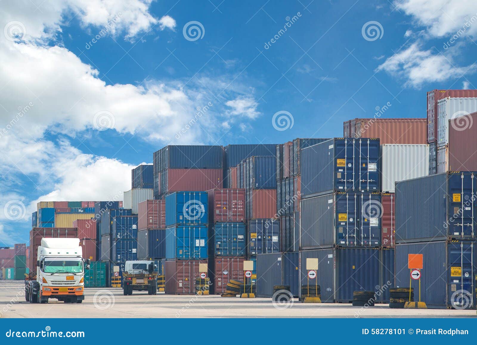 Truck in container depot stock image. Image of forklift - 58278101