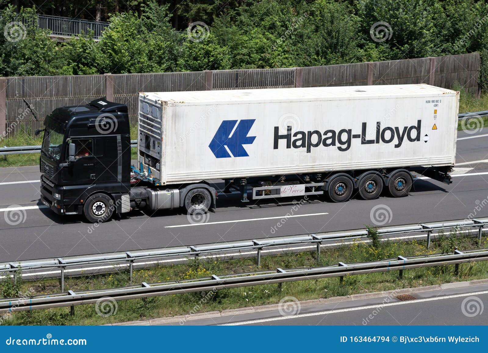 Hapag Lloyd Operating A TUI Flight Editorial Image | CartoonDealer.com ... Hapag Lloyd Operating A TUI Flight Editorial Image | CartoonDealer.com ...