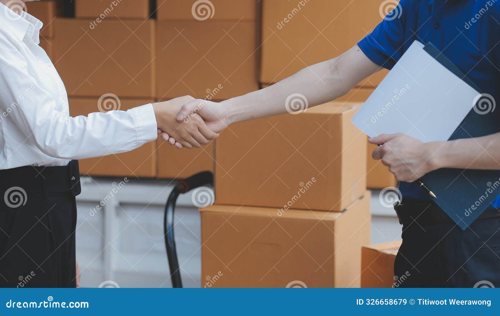 Truck Mover Unloading Van Carrying Boxes and Moving House Stock Image ...